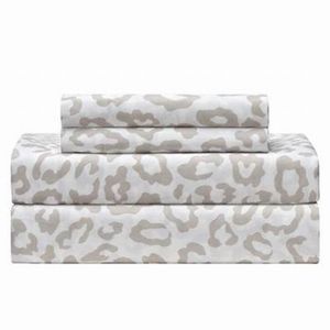 Sunham | Bedding | Sunham Safari Reversible 9pc Comforter Sets | Poshmark